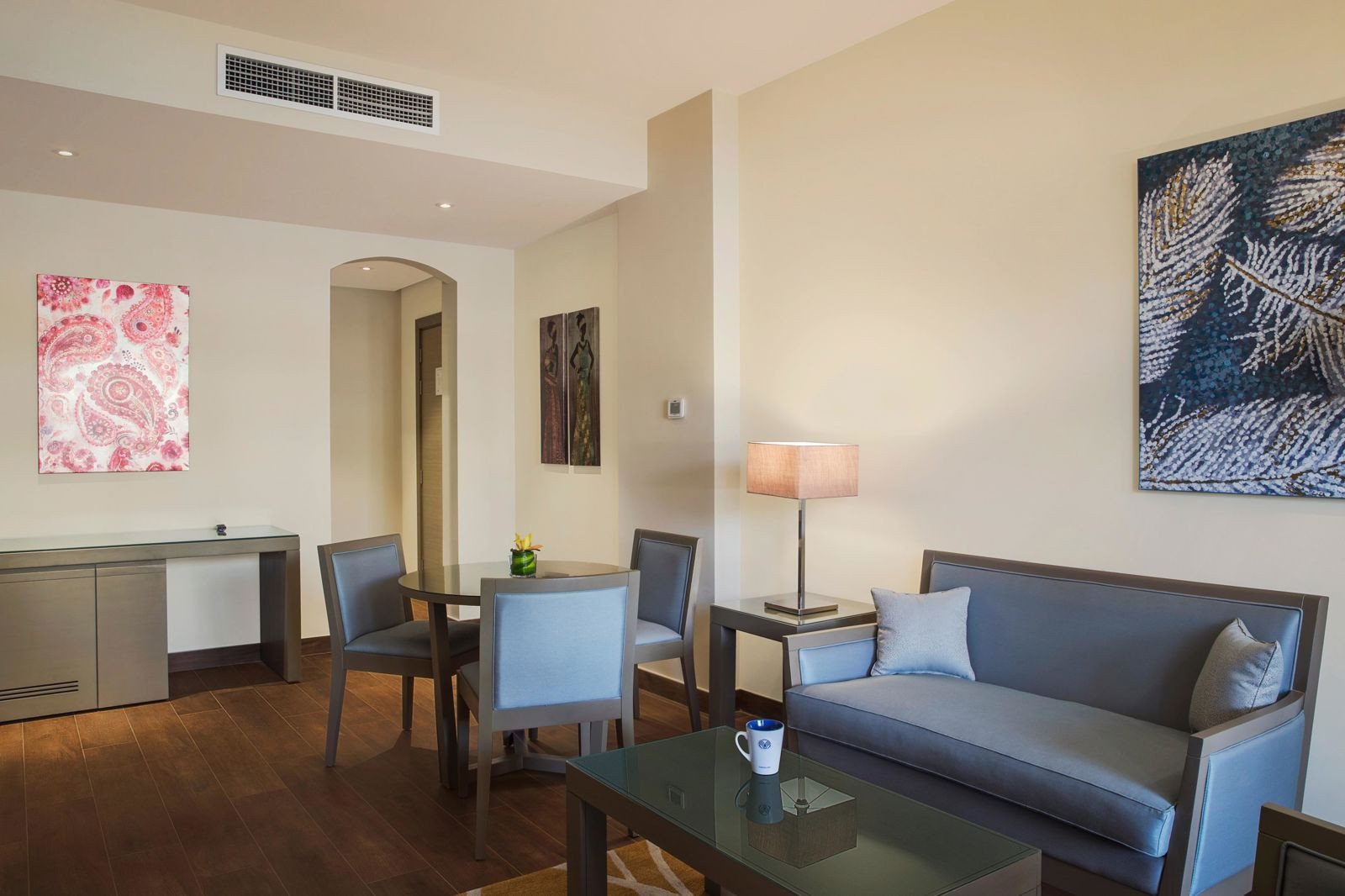 The Cove Rotana Resort & Spa boek je eenvoudig bij TravelNoord